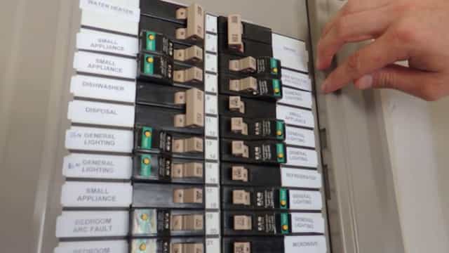 Comparing GFCI Breakers and GFCI Receptacles | HomElectrical.com