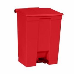 Rubbermaid Red Plastic Fire-Safe Step-On 12 Gal Receptacle (Rubbermaid ...